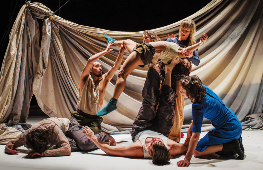 Alan Lake Factori(e) - S'abreuver des volcans | Danse Danse